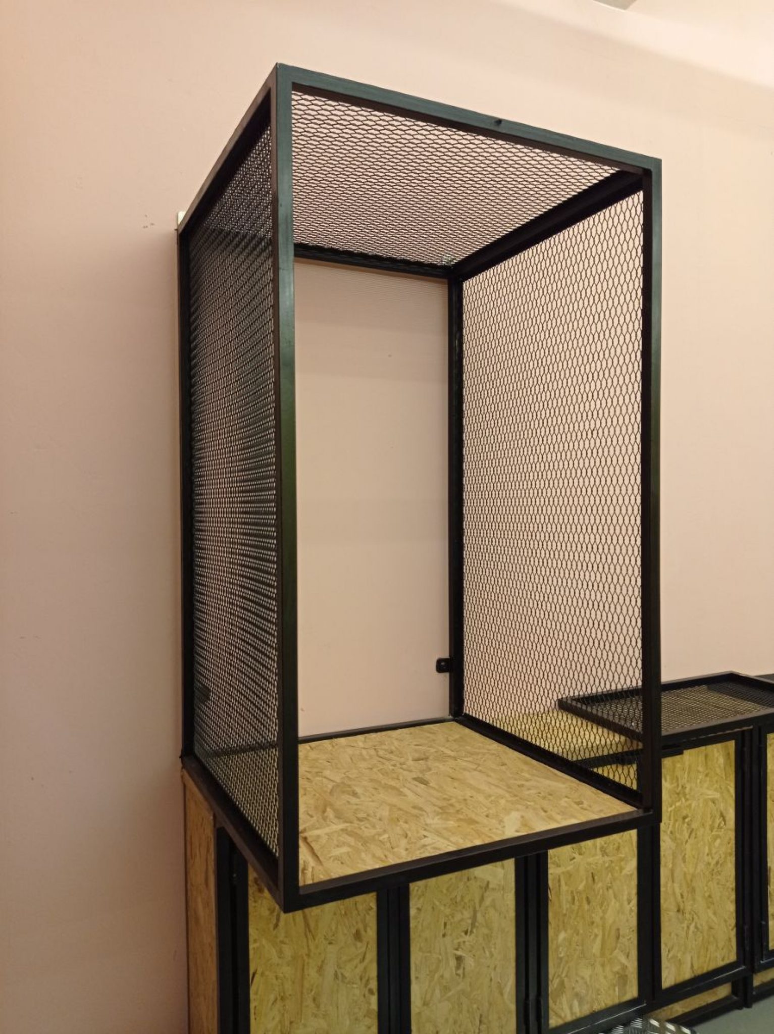 Cabinet with Net and Wooden Base • Murah Kitchen Marketplace Malaysia