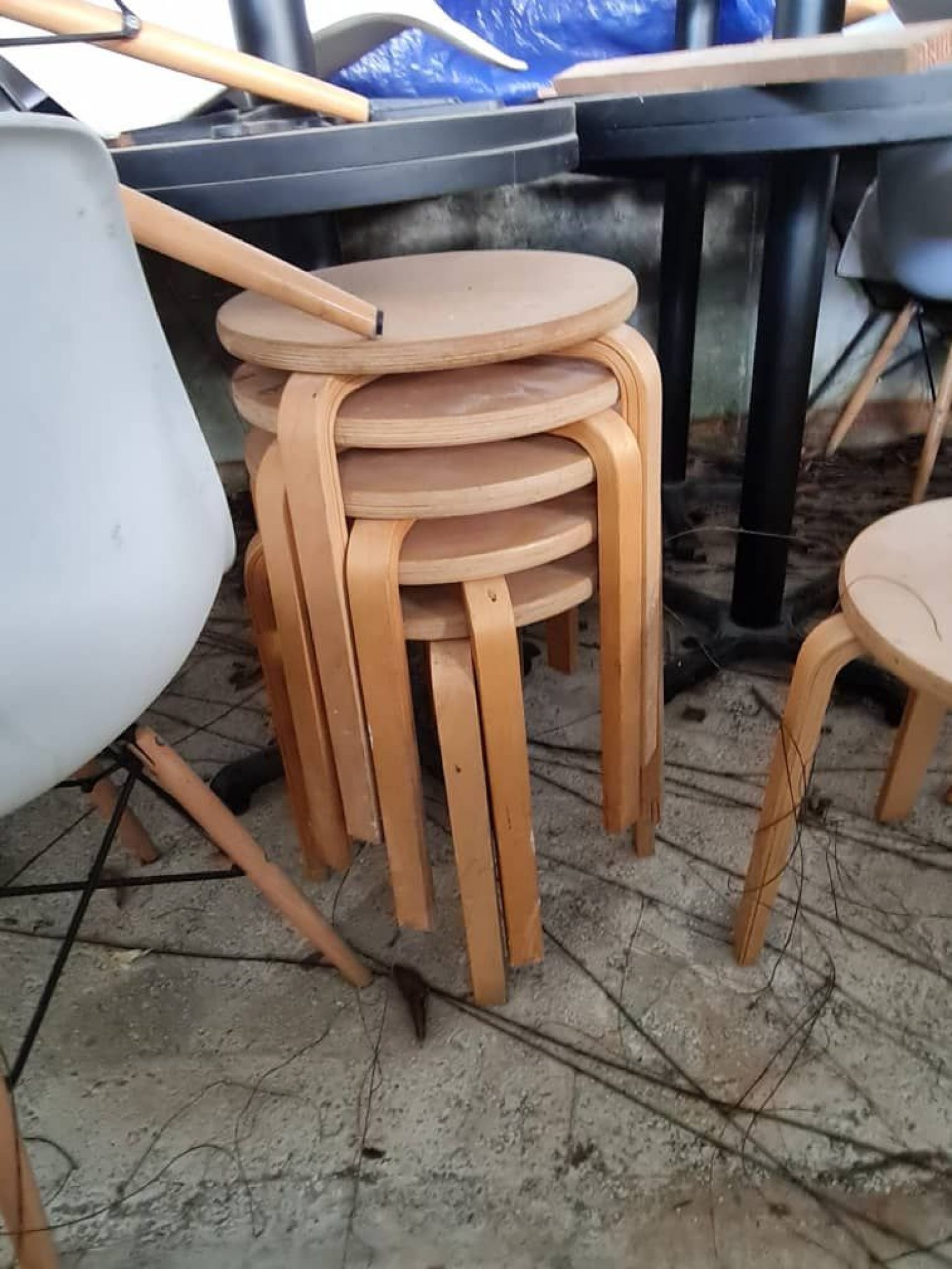 Simple Stool Solid Wood Chair • Murah Kitchen Marketplace Malaysia