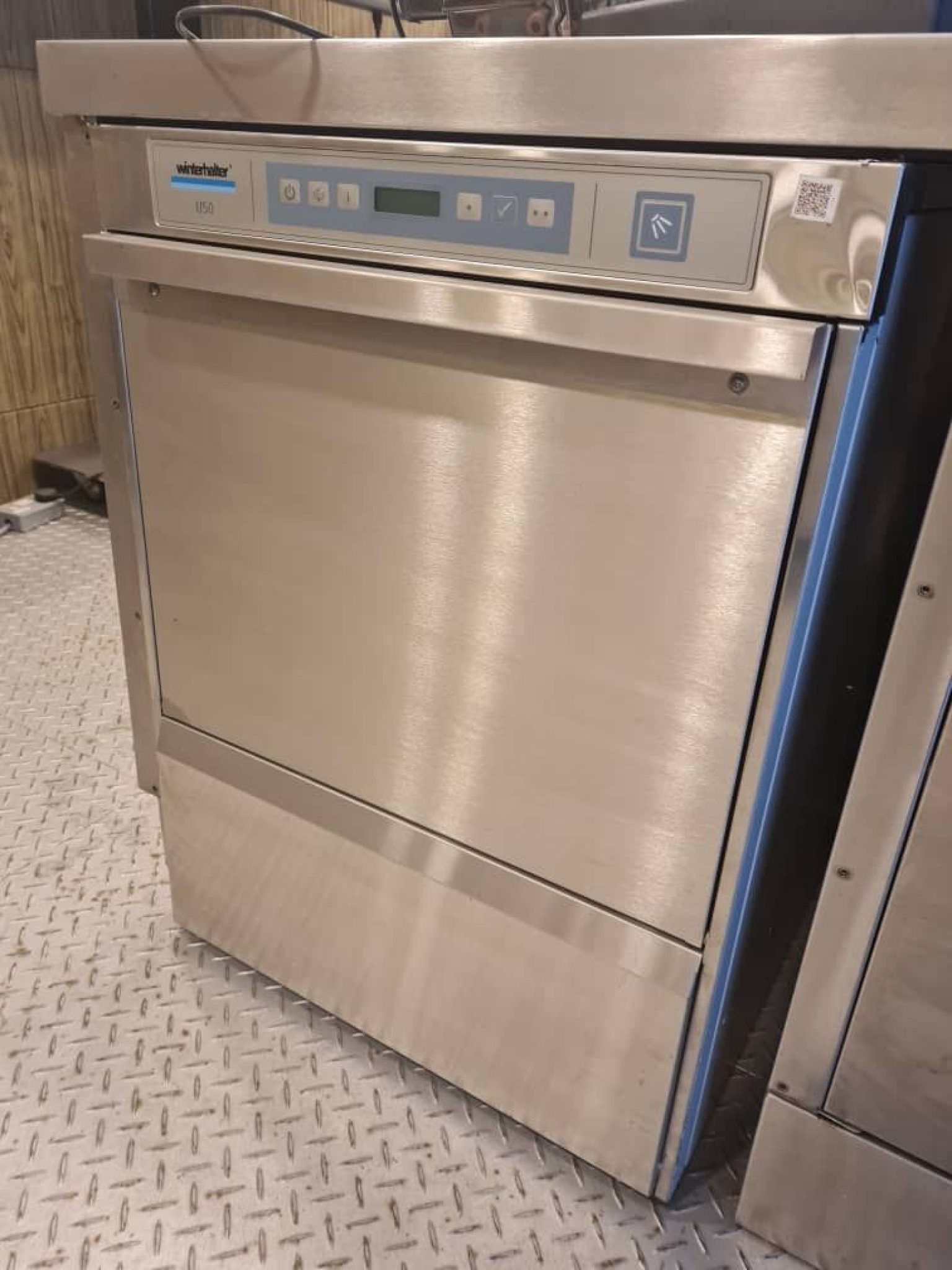 Winterhalter U50 Under Counter Dishwasher (Hobart / Chempro / Gtek ...