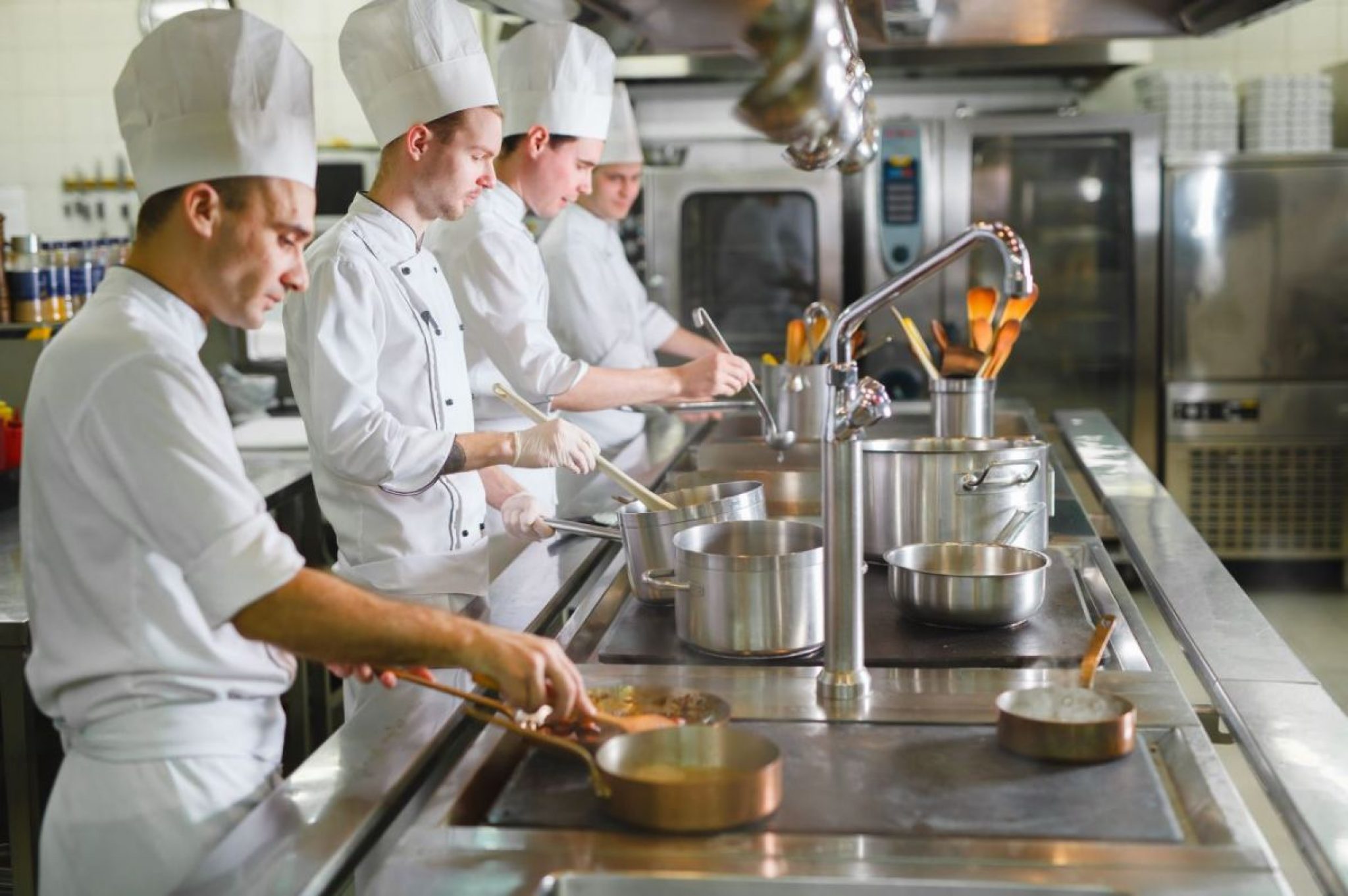 Pelbagai Jenis Peralatan Dapur Restoran Yang Anda Perlu Tahu • Murah ...