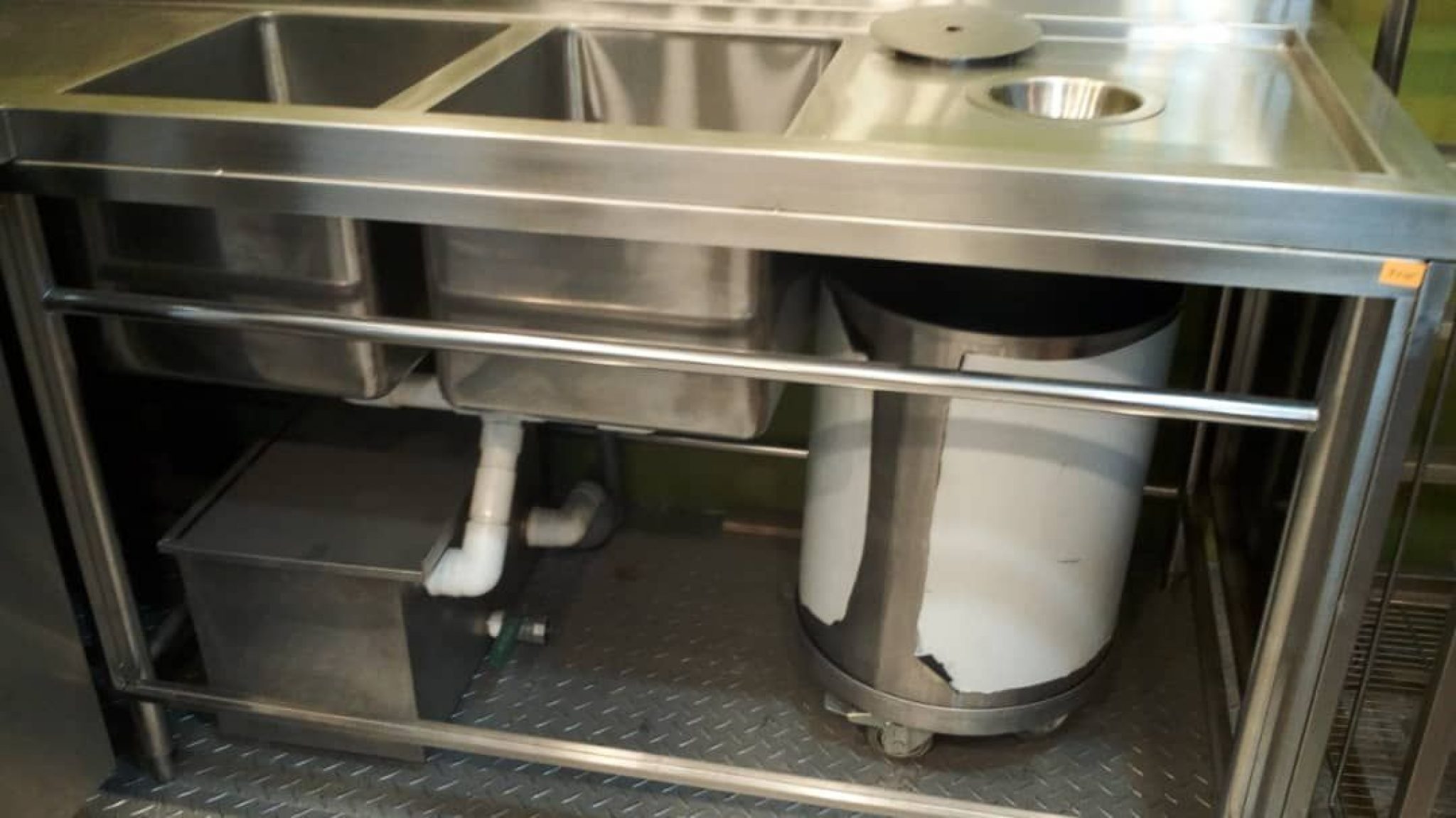 FS75 - SS L Shape Soiled Dish Table c/w Double Bowl Sink & Trolley ...